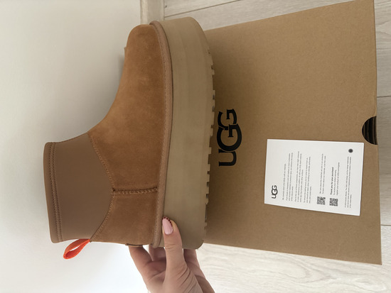 Ugg Mini Dipper