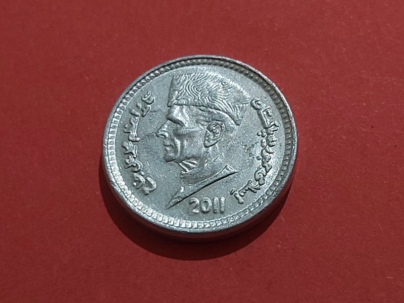 Pakistan - 1 rupee 2011 god