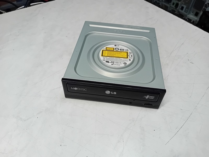 dvd rw sata hitachi lg ispravan