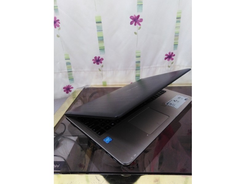ASUS VivoBook X540s,Intel 3060,hdd 500gb,Ram 4gb-ddr3