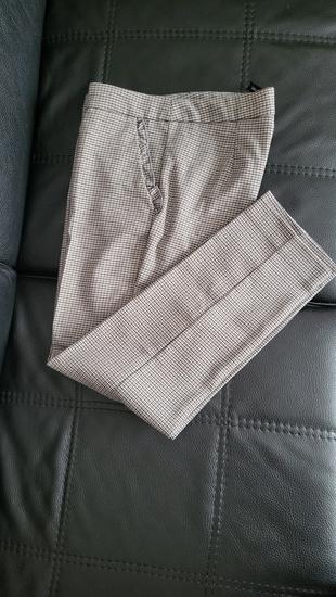 Zara pantalone