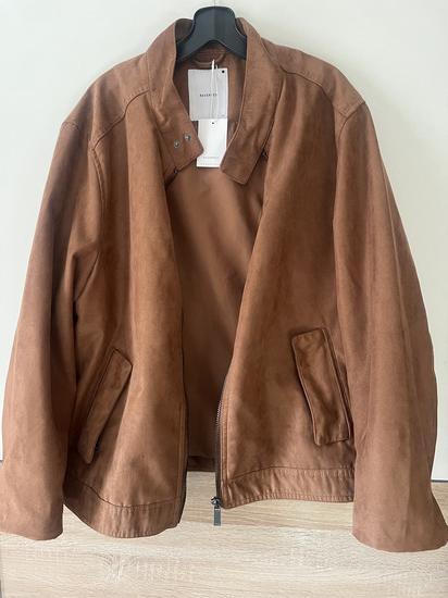 Reserved nova jakna od velura