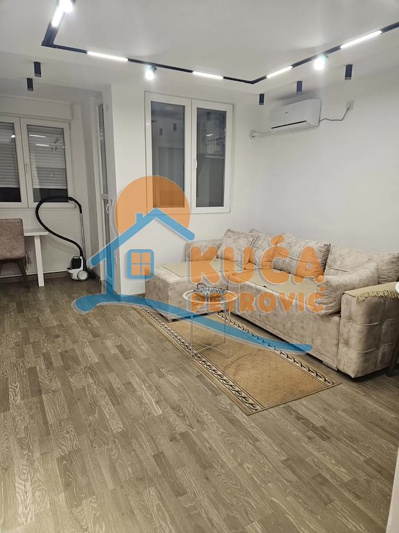 Jednosoban stan, 30 m2, Bulevar Nemanjića, Branka Krsmanovića ID: i-015391