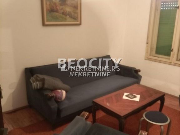 Zvezdara, Kaluđerica, Vuka Karadžića , 8.0, 300m2, 219300EUR