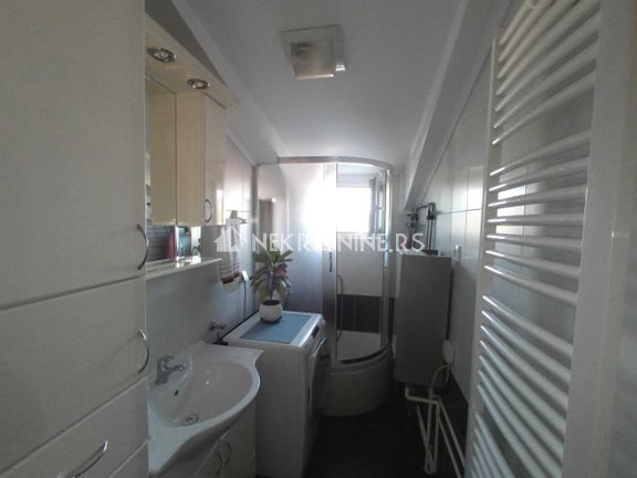 Rakovica, Kneževac, 17. oktobra, 29m2 + parking, namešten , lux ID#6904