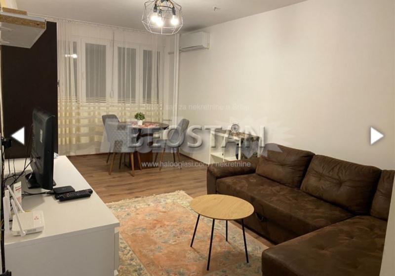 Novi Beograd - Stari merkator #65518 630 €
