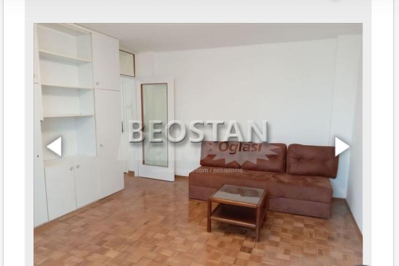 Novi Beograd - Blok 62 #65516 450 €