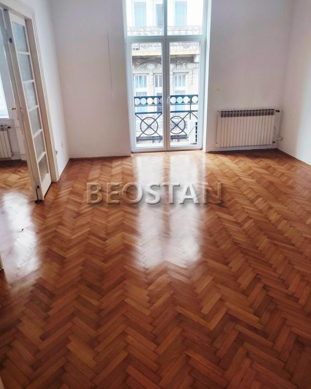 Centar - Knez mihailova #65488 1.200 €