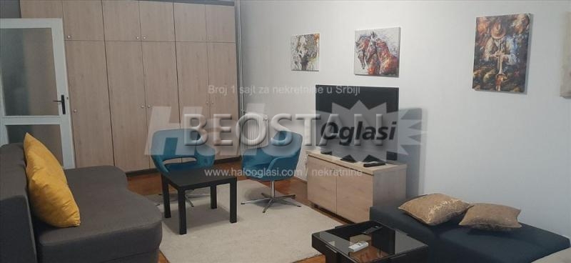 Novi Beograd - Blok 64 #65478 600 €
