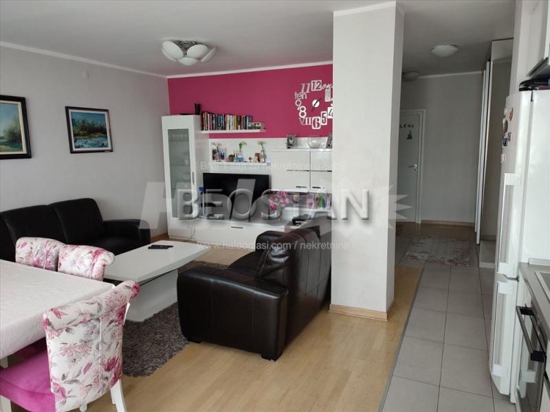 Novi Beograd - Stari merkator #65481 900 €
