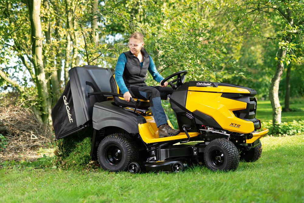 Cub Cadet XT2 QR106