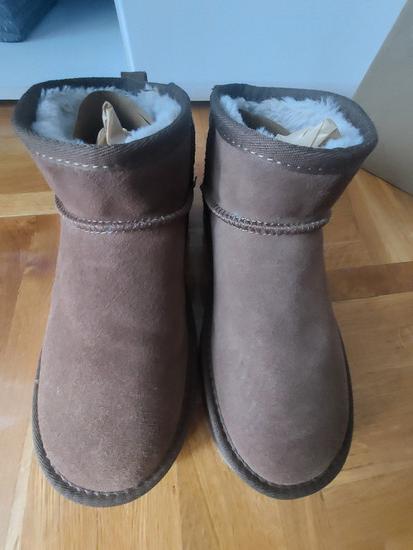 Ugg 41 snizeno 4300