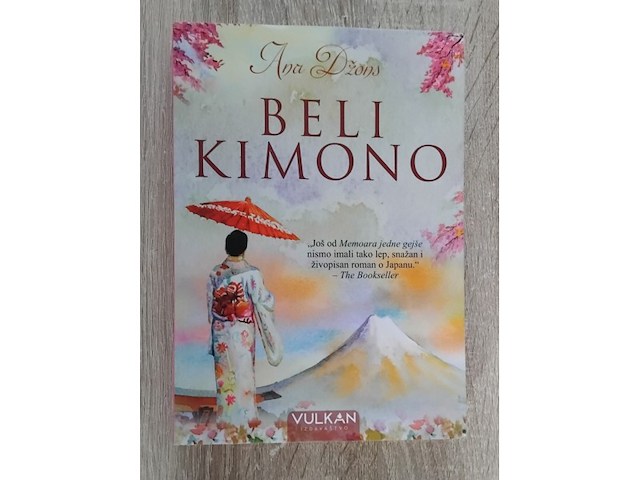Beli kimono Ana Džons