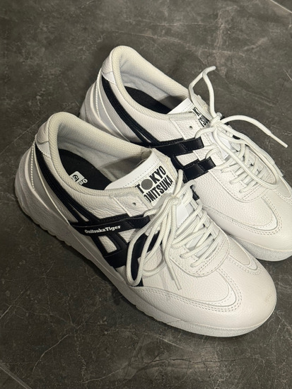 ONITSUKA TIGER PATIKE NOVE