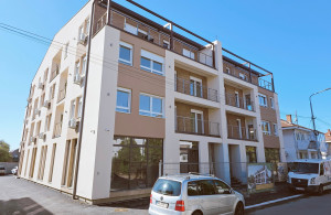 Prodajem Stan-Apartman, Batajnica, Beograd Grad