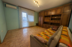Stan,NOVI SAD,BULEVAR,kv: 74, € 195500, ID: 1030776