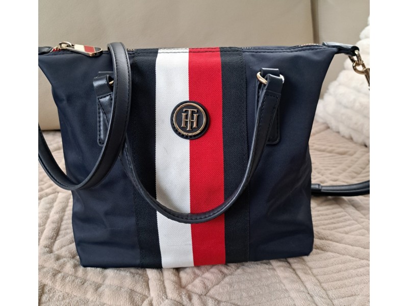 TOMMY HILFIGER tasnica original
