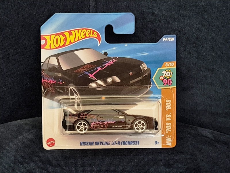 Hot Wheels Nissan skyline gtr