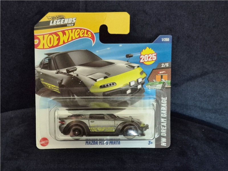 Hot Wheels mazda mx5 miata