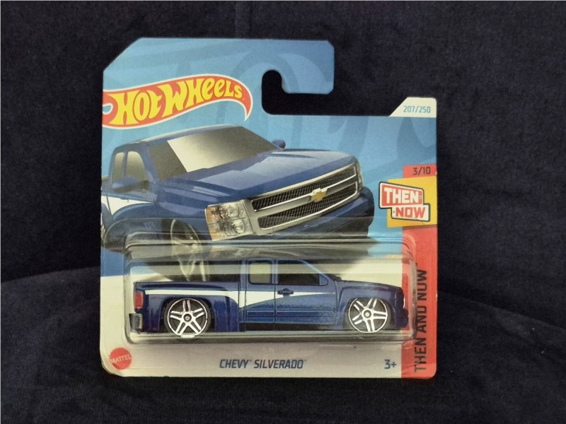 Hot Wheels Chevy Silverado