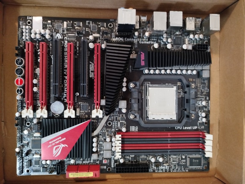 ASUS Crosshair IV Formula