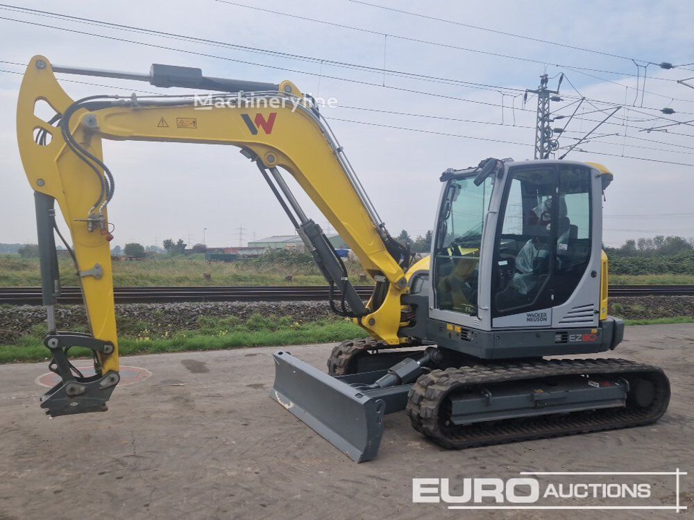 Prodaje se Wacker Neuson EZ80 mini bager na aukciji