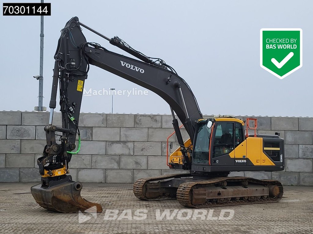 Volvo EC300 E L bager guseničar