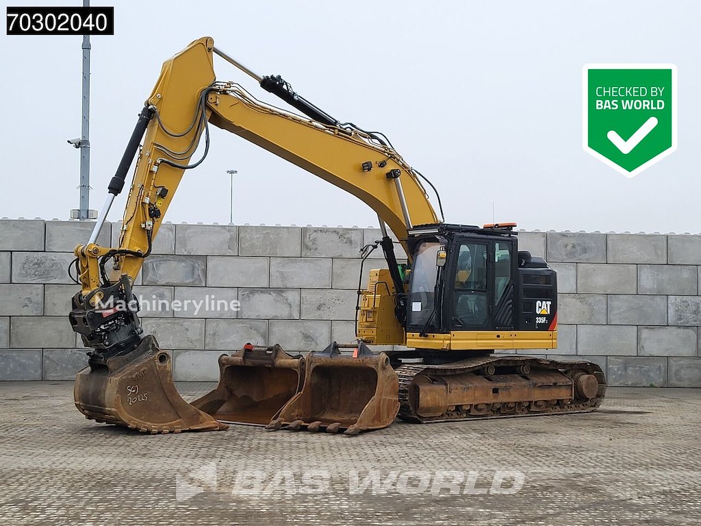 Caterpillar 335 FL CR OilQuick - 3 Buckets bager guseničar