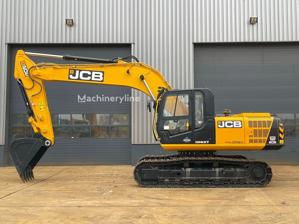 Novi JCB 205 bager guseničar