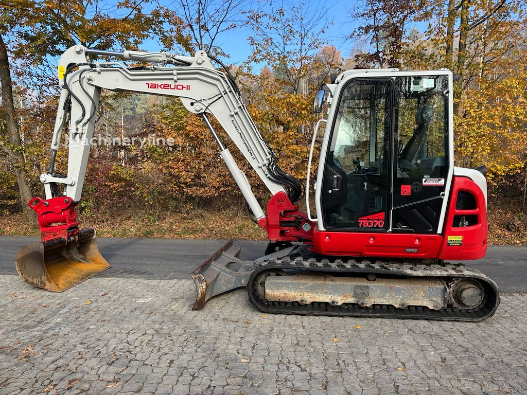 Takeuchi TB 370 mini bager