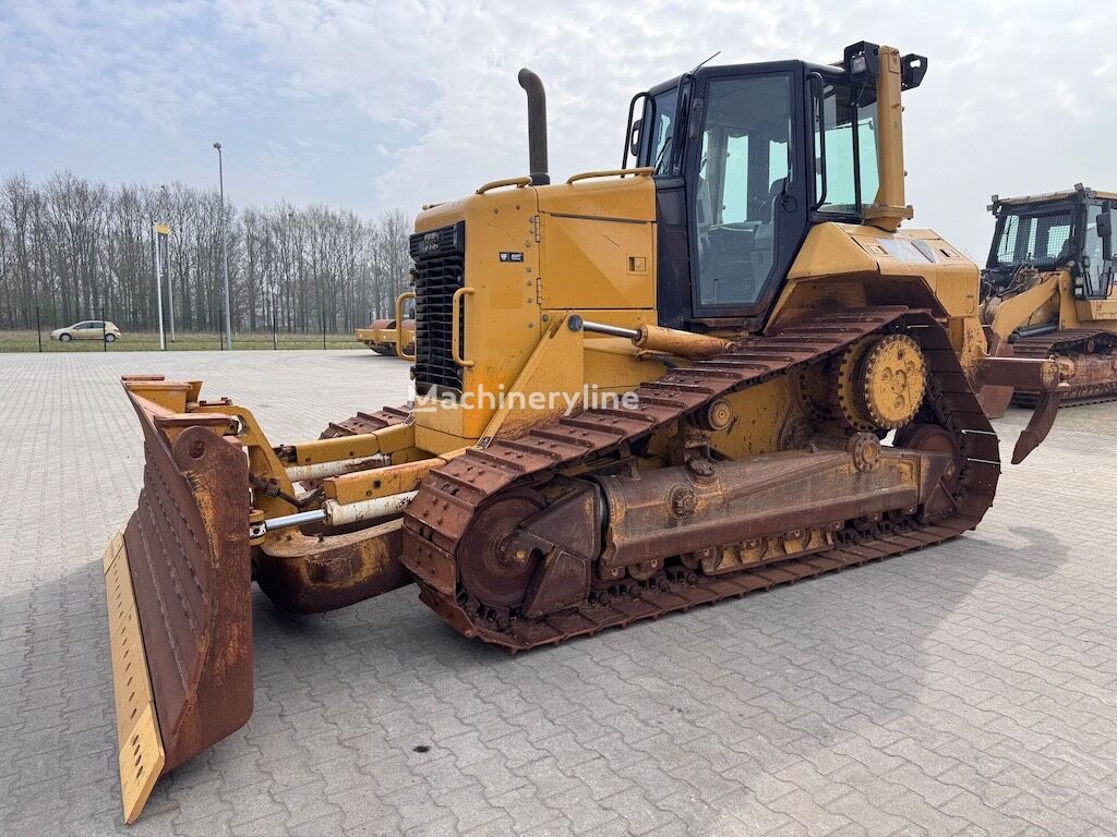 Caterpillar D6N XL buldožer