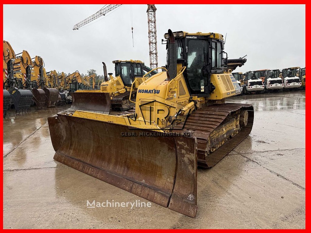 Komatsu D 61 PXi-24 buldožer