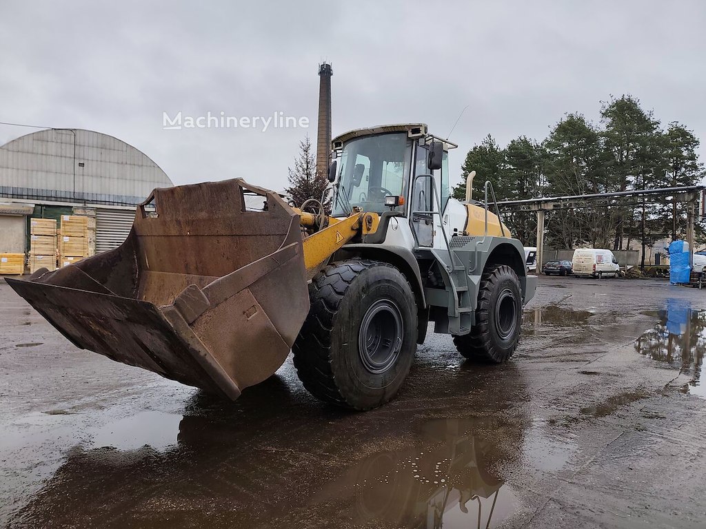 Liebherr L544 prednji utovarivač