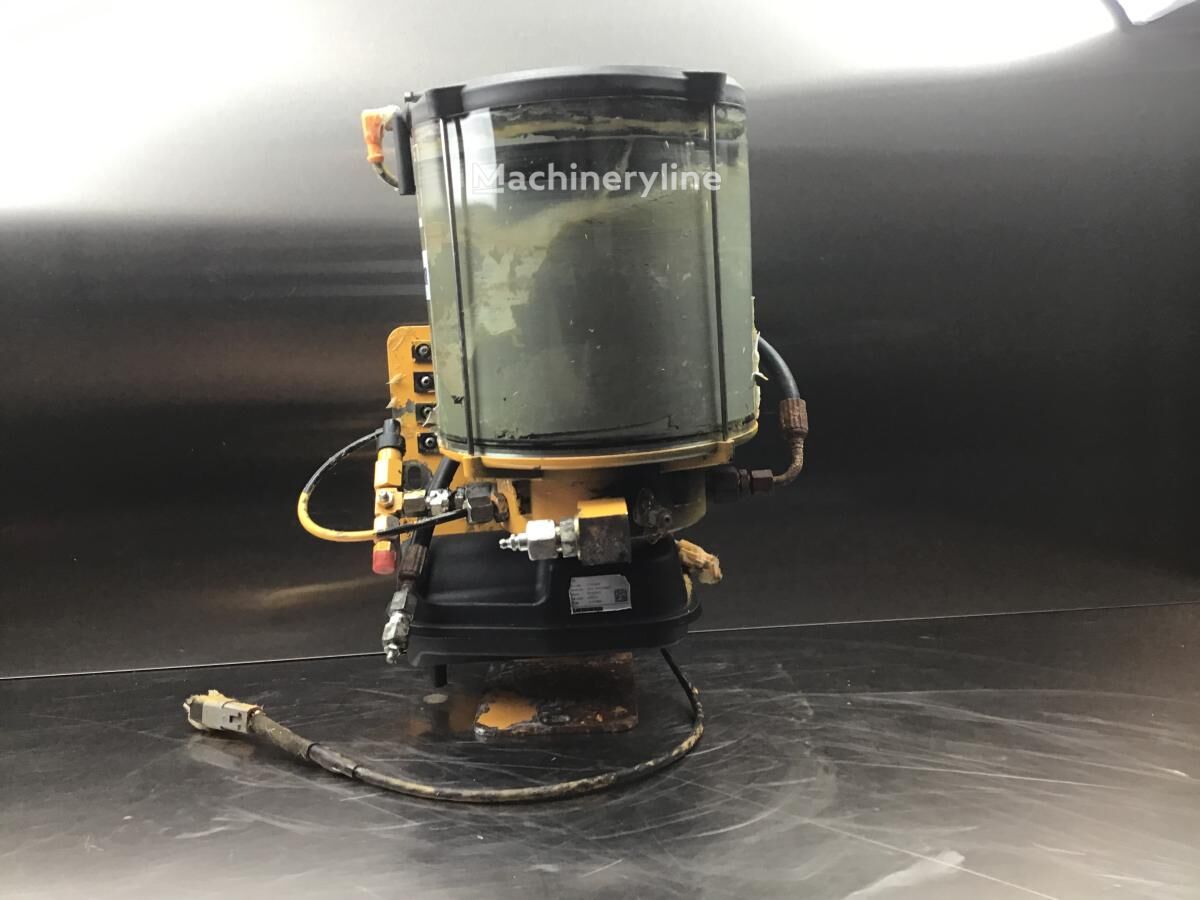 Liebherr Lubrication Pump 11101842 centralno podmazivanje za Liebherr R924 NLC / R924 SLC / R924 WLC / R926 LC / R926 NLC / R926 SLC / R926 WLC / R950 / R950LC / R956 / R956 LC / R960 bagera