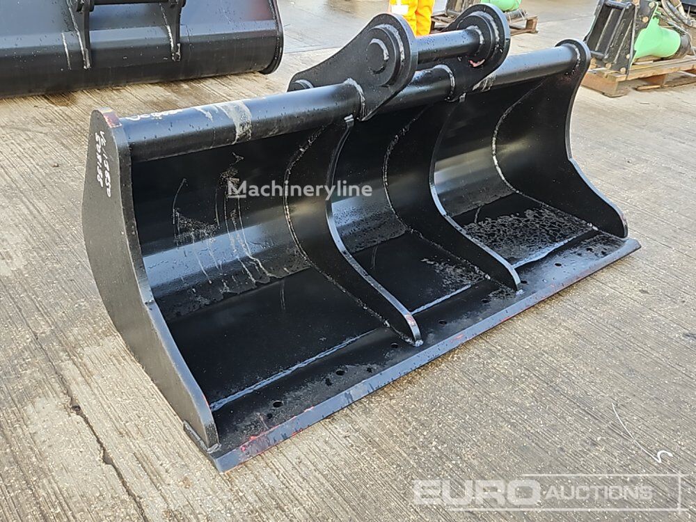 Prodaje se 82" Ditching Bucket 80mm Pin to suit 20 Ton Excavator sejalnu kašiku na aukciji