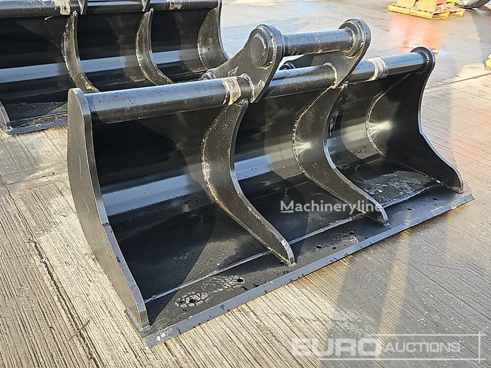 Prodaje se 82" Ditching Bucket 90mm Pin to suit 30 Ton Excavator sejalnu kašiku na aukciji