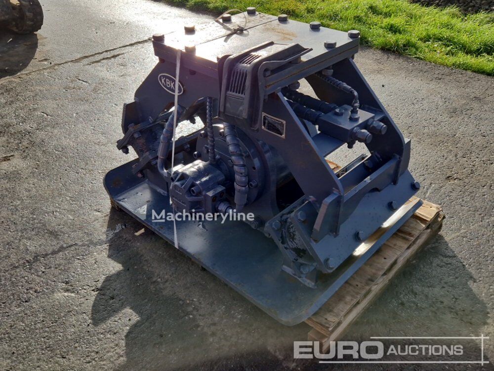 Prodaje se KBKC Hydraulic Compactor to suit Excavator vibro ploču za bager na aukciji
