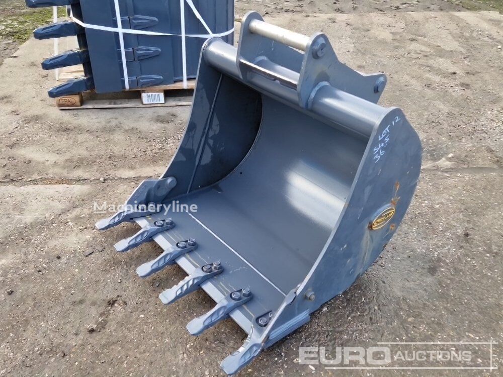 Prodaje se Strickland 36" Loading Bucket to suit S45 sejalnu kašiku na aukciji