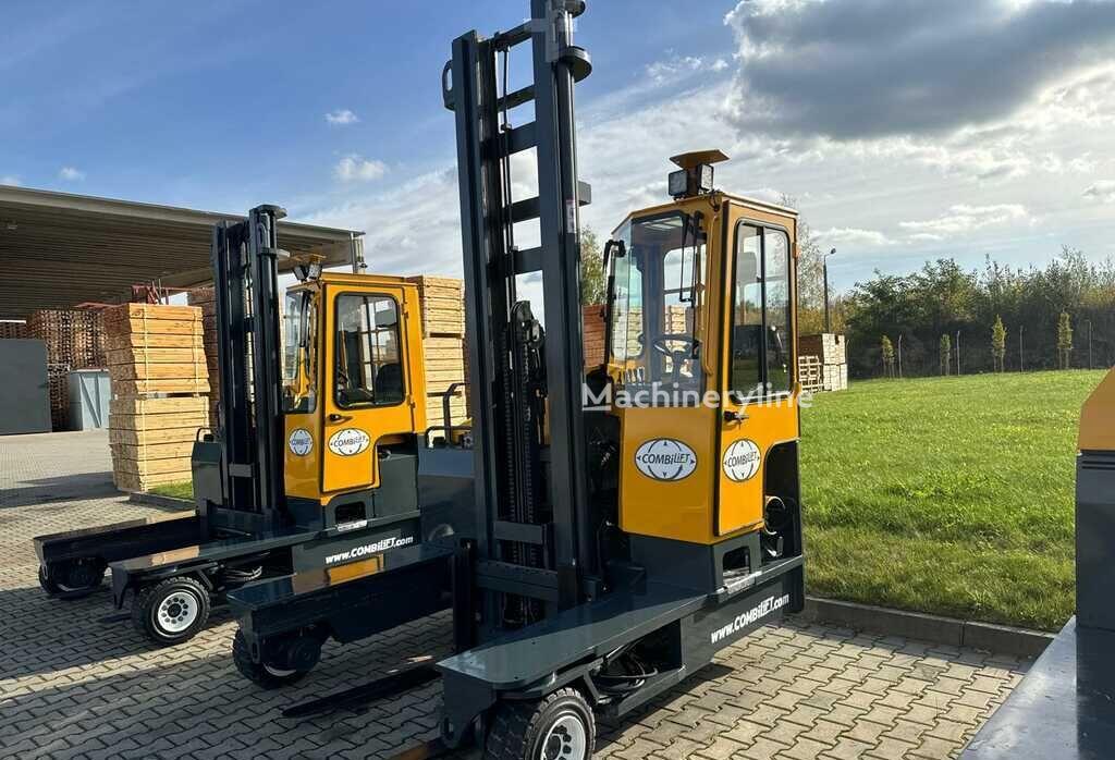 Combilift C4000 bočni viljuškar