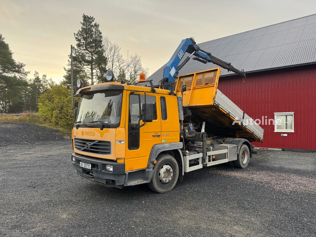 Prodaje se Volvo FL6 H 4X2 Kranbil med tipp - HMF 683K2 Kran kiper na aukciji