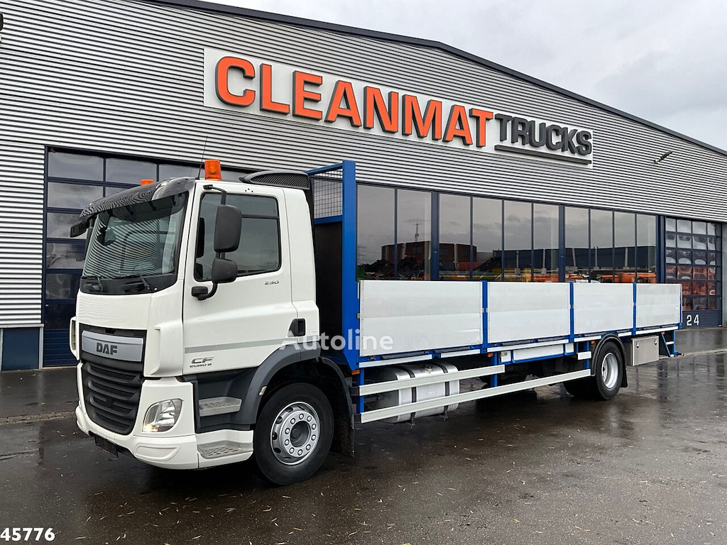 DAF FA CF 250 Open laadbak Euro 6 Just 185.960 km! kamion s ravnom platformom