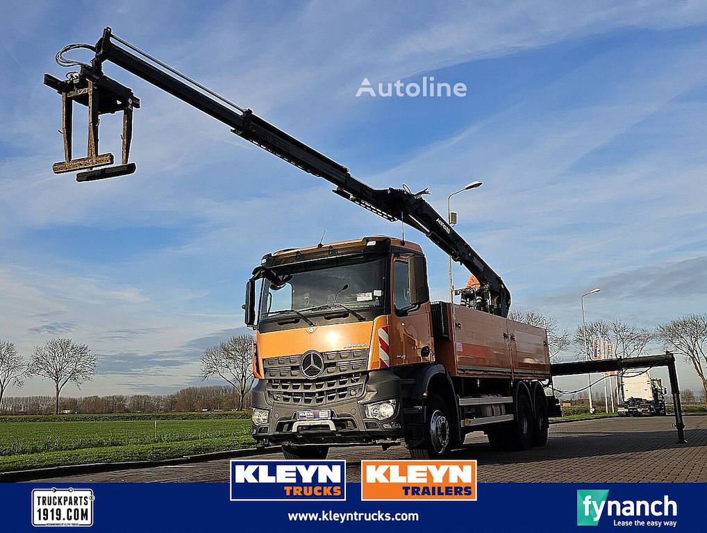 Mercedes-Benz AROCS 2642 kamion s ravnom platformom