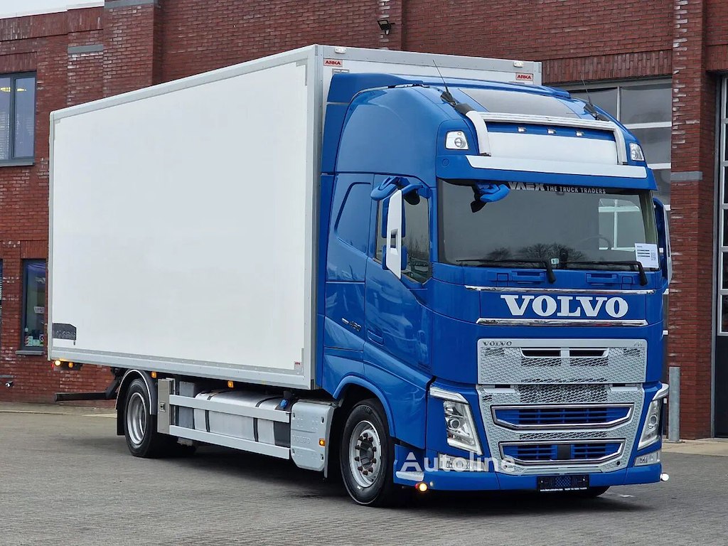 Volvo FH 13.460 Globetrotter XL 4x2 - Box with side doors - Manual gea kamion furgon