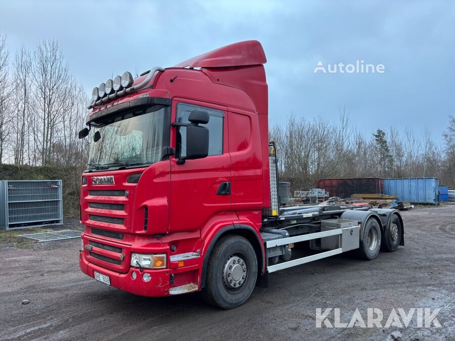 Prodaje se Scania R560 rol kiper sa kukom na aukciji