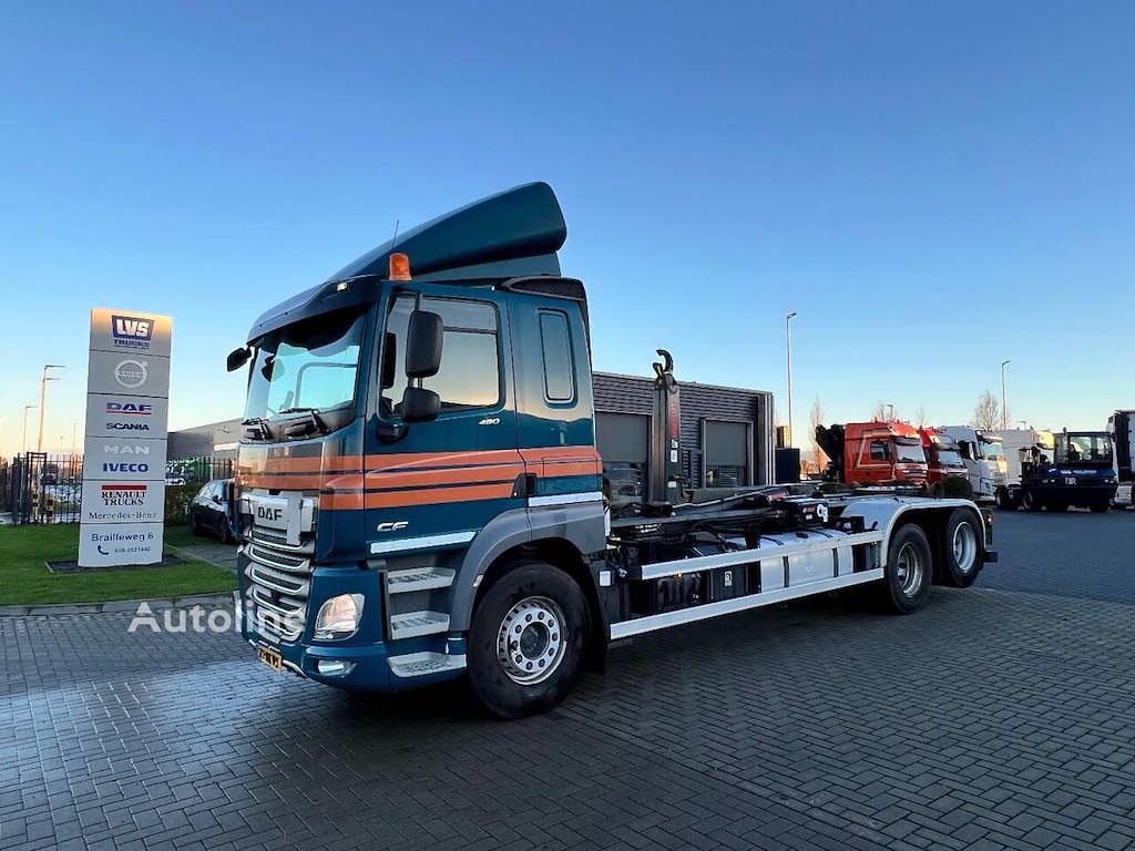 DAF CF85 6x2 containersysteem Only 350.000km / HIAB XR 26S Hooklift kamion rol kiper