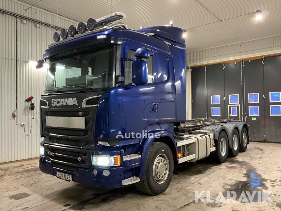 Prodaje se Scania R520 rol kiper sa kukom na aukciji