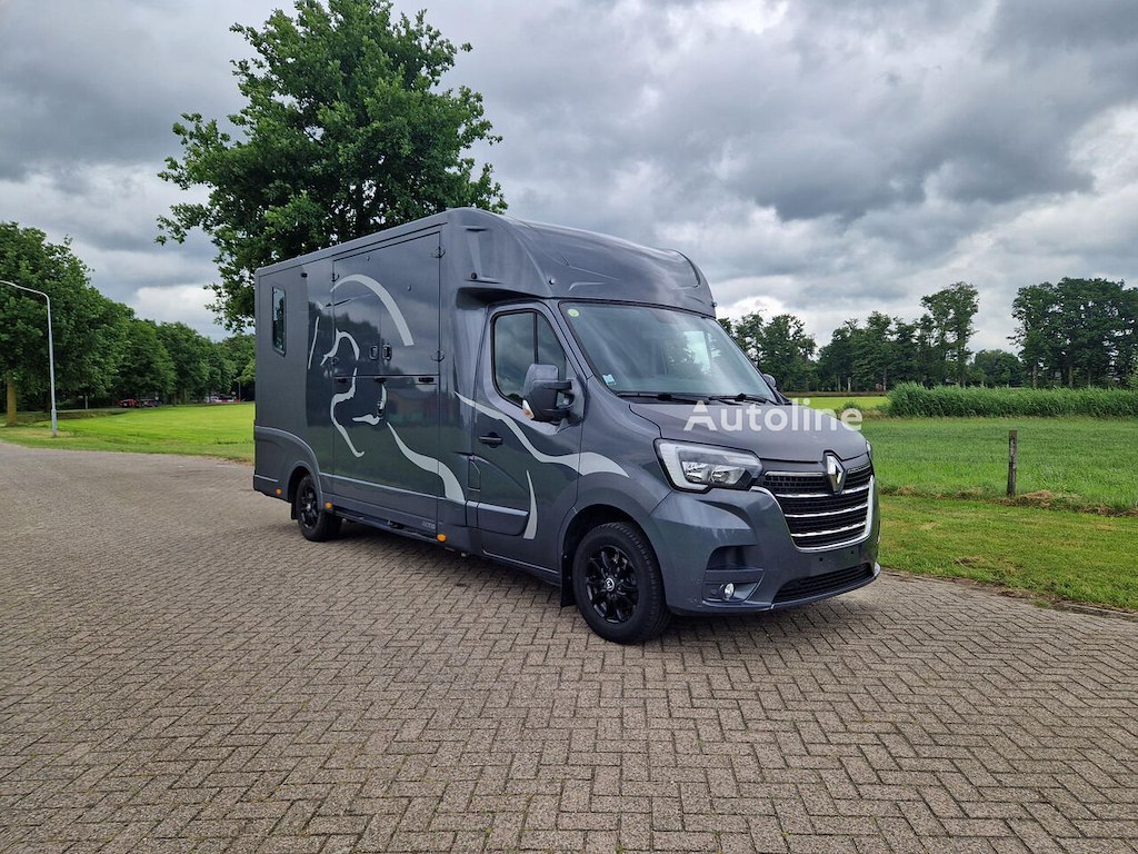 Novi Renault Master vozilo za prevoz konja