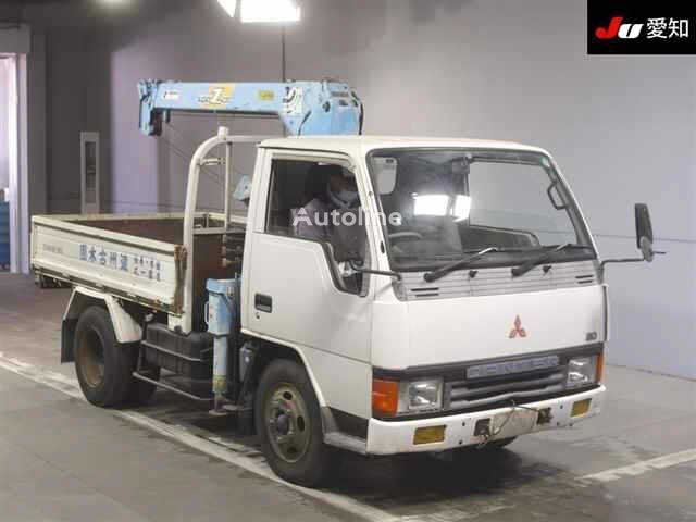 Mitsubishi CANTER kamion s ravnom platformom < 3.5t