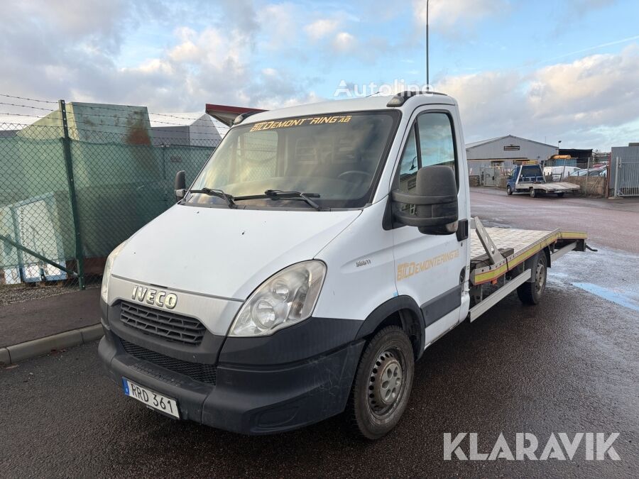 Prodaje se IVECO transport Iveco kamion s ravnom platformom < 3.5t na aukciji