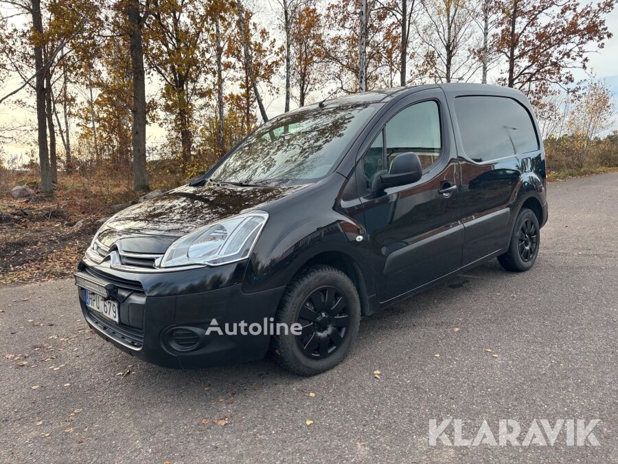 Prodaje se Citroen Berlingo laki furgon na aukciji